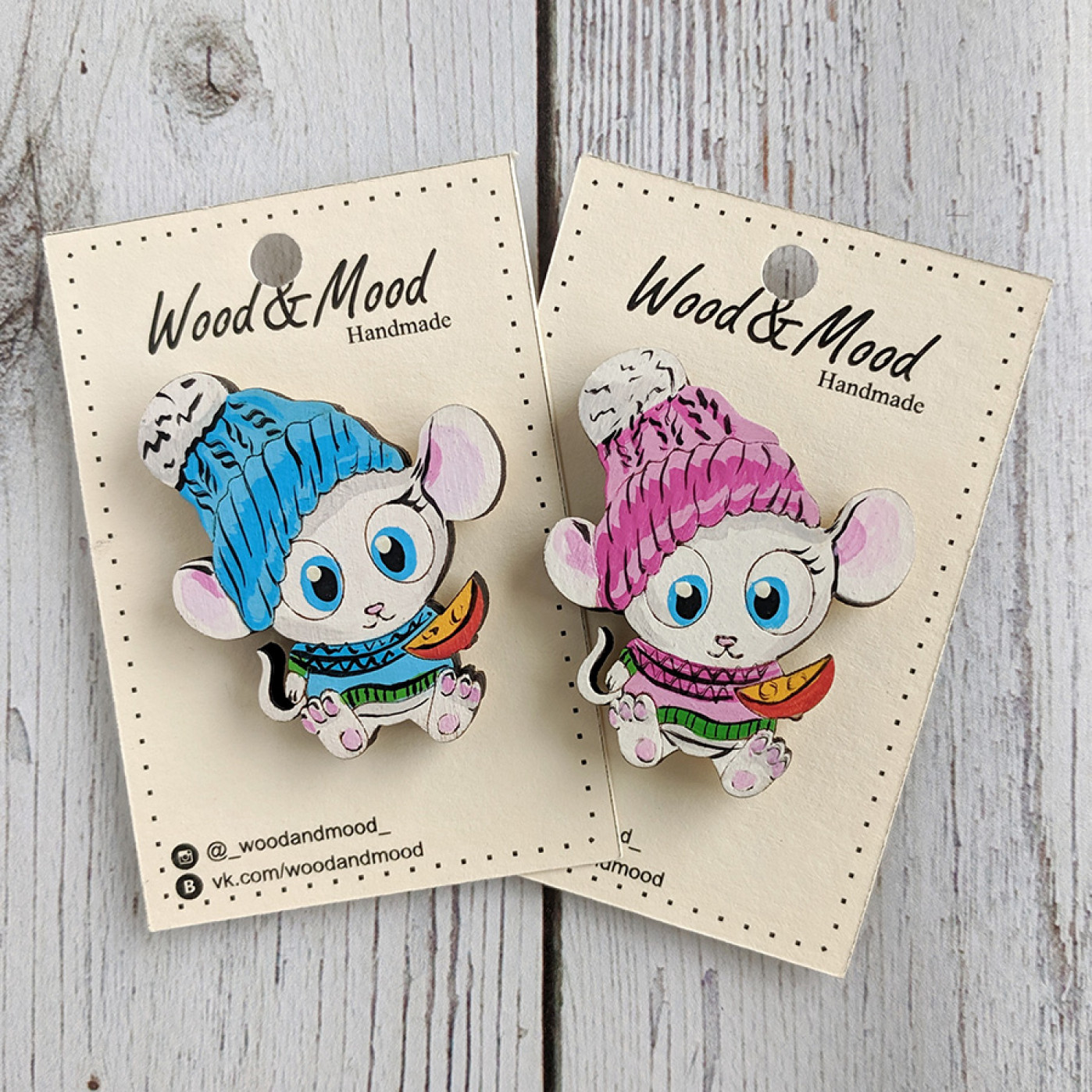 Значок ручной работы Мышь зимняя купить в интернет-магазине, подарки по низким ценам